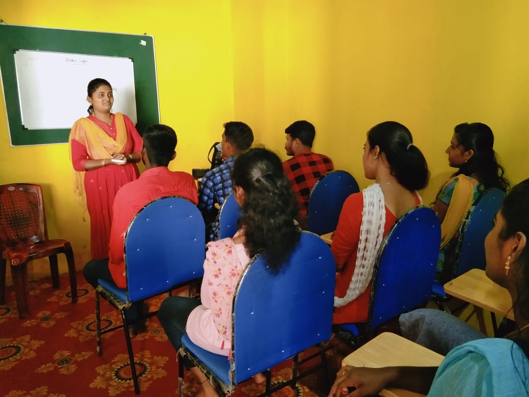 Gallery - EMAX EDUCATION